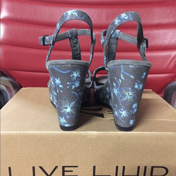 liuid | Shoes | Brand Newliuid Brand Floral Wedges | Poshmark